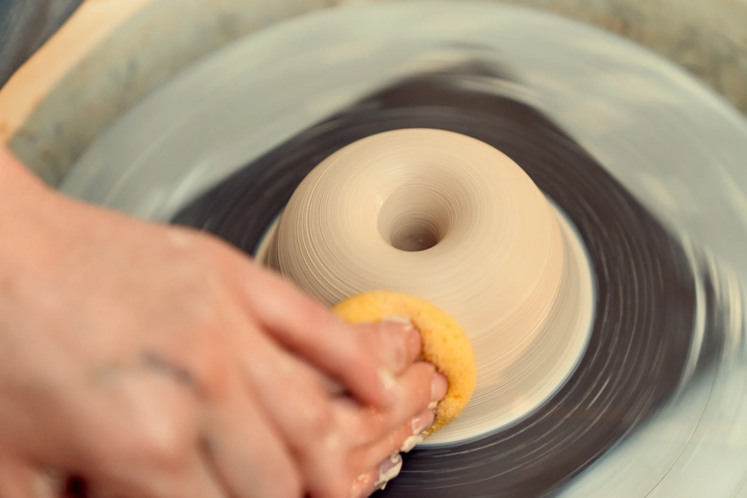 How to Perfect Your Pottery Wheel Technique: A Comprehensive Guide ...