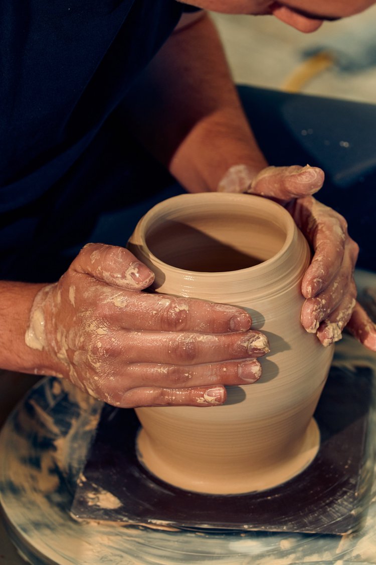 Mud Hut Pottery Studio - Pottery and Ceramic Classes Riverside