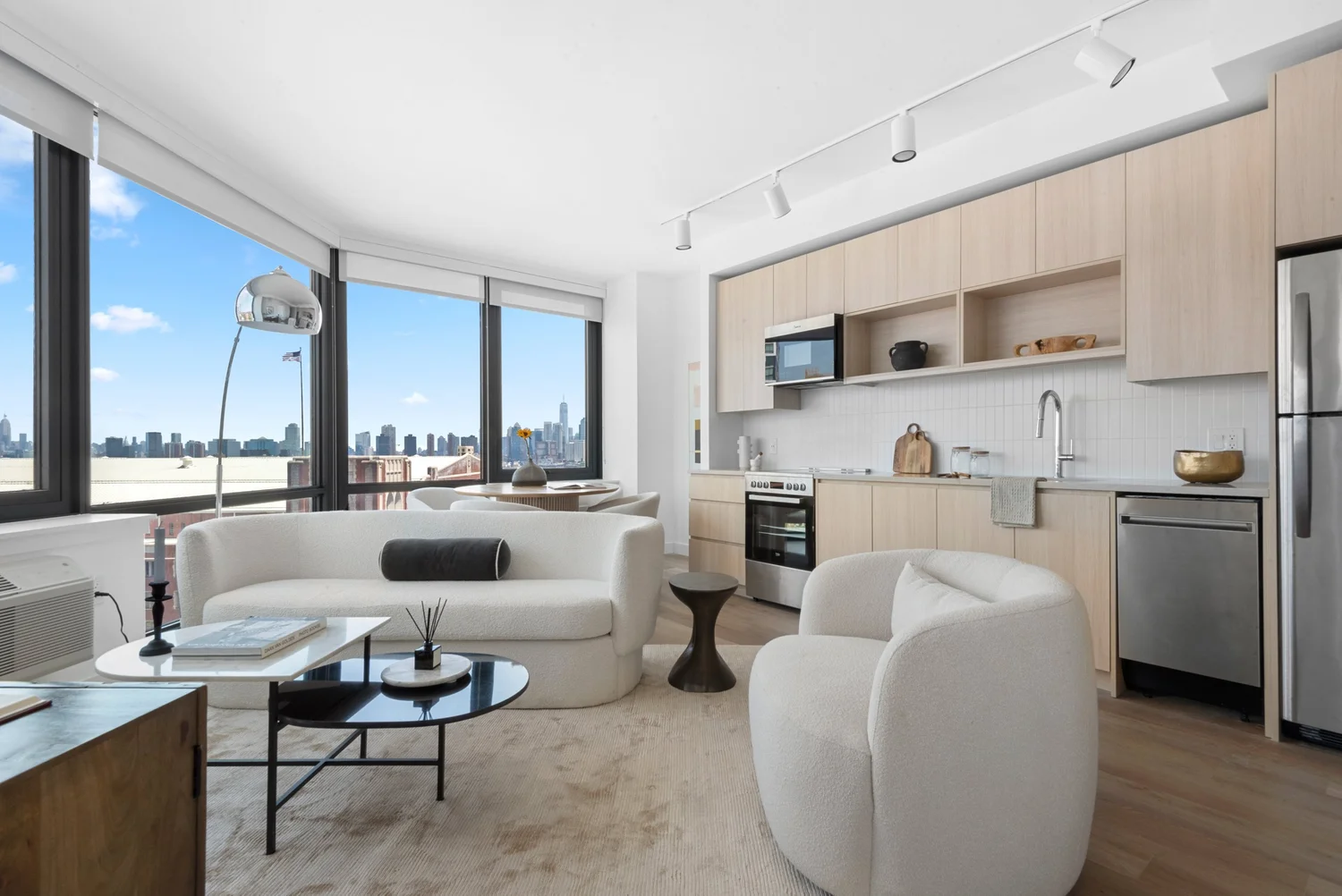 RESIDENCES — Orchard