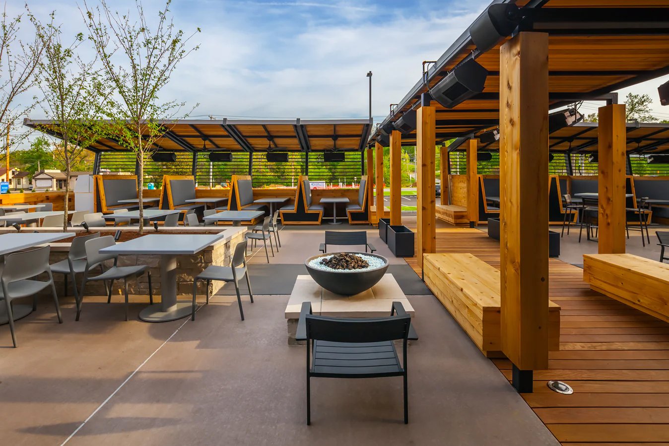 6 Outdoor Restaurant Patio Design Ideas | PureModern