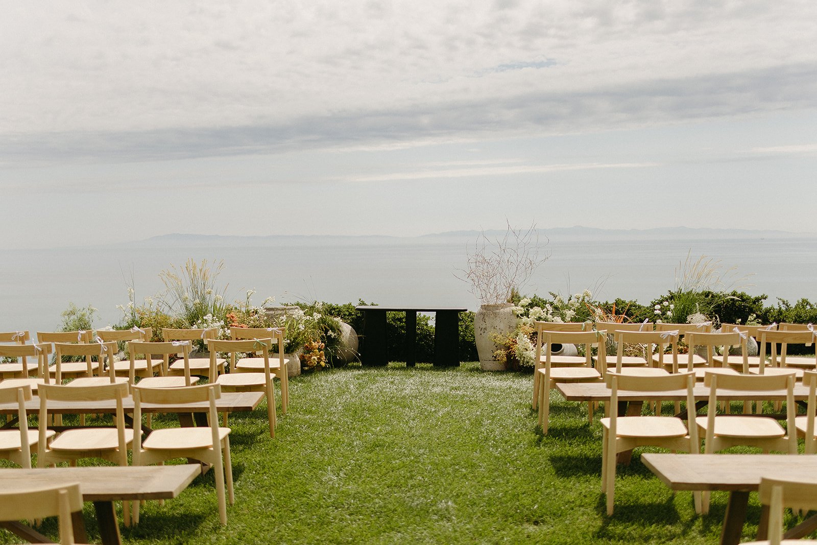 Regina Ranch Carpinteria Wedding: A Stunning Oceanfront Celebration ...