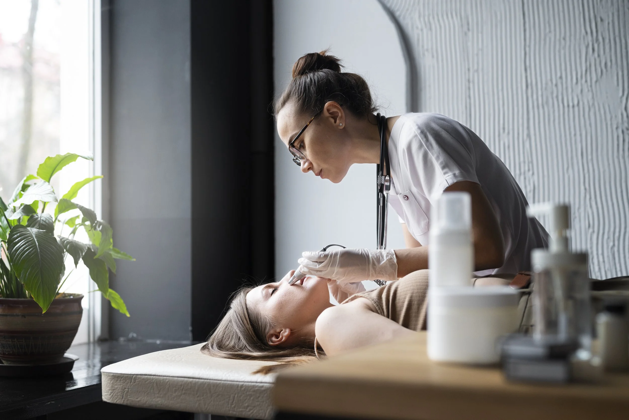 Carlton Professional - Beauty treatment machines & equipment