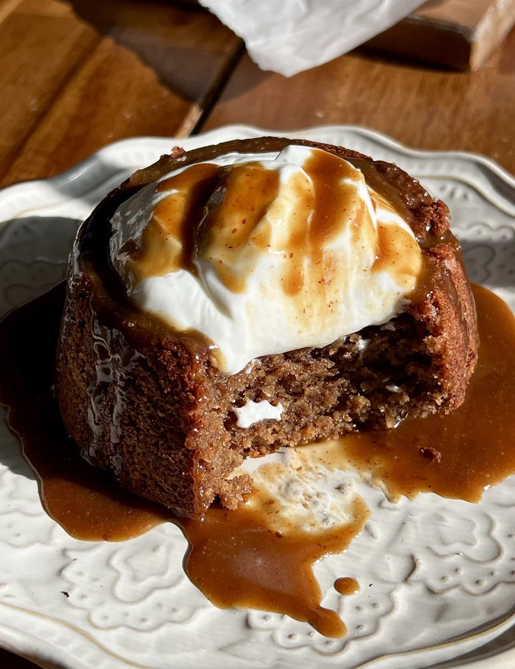 Sticky Toffee Baked Oats — Well Made by Kiley