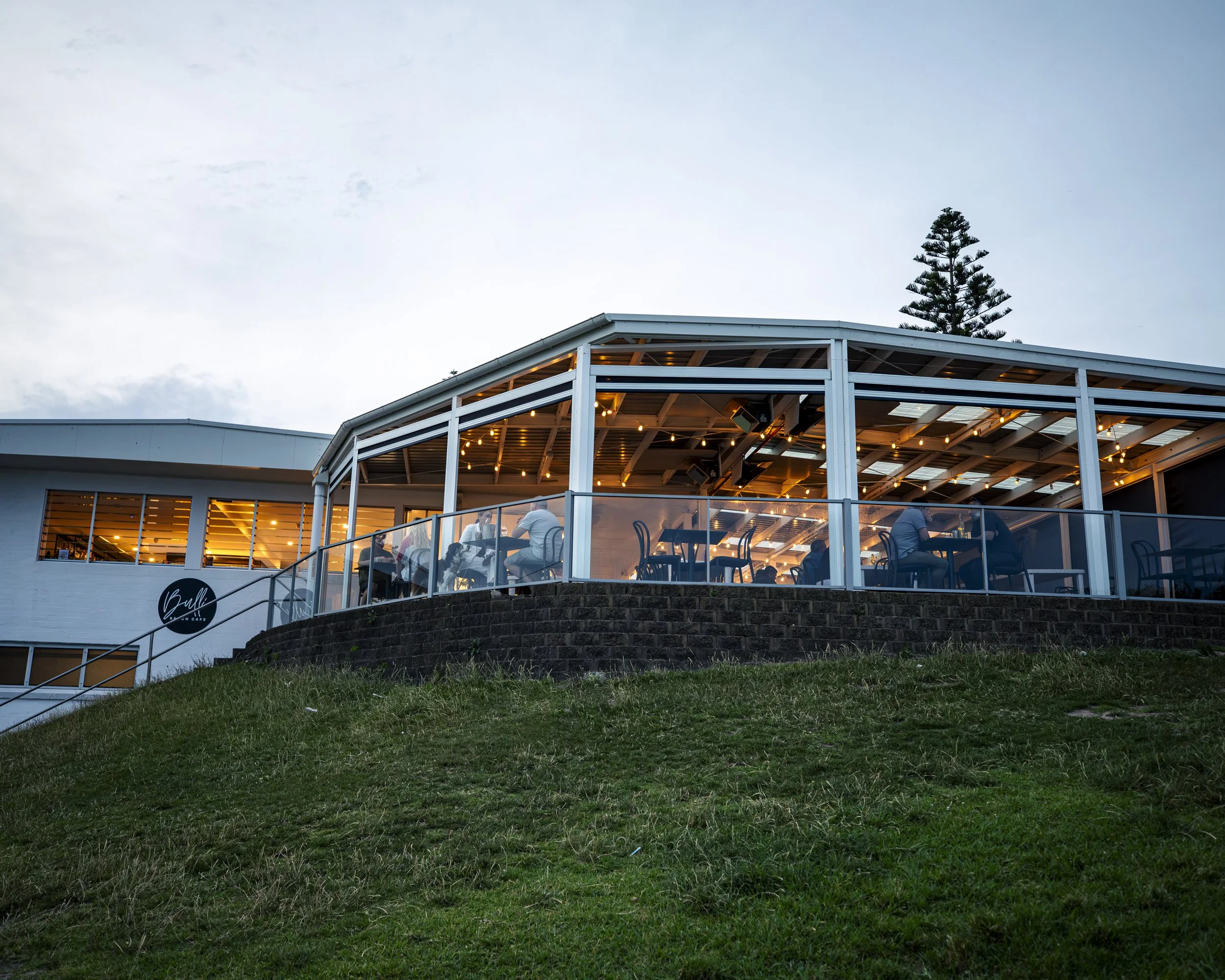 Bulli Beach Cafe | Visit for Beachfront Dining - Reserve Today