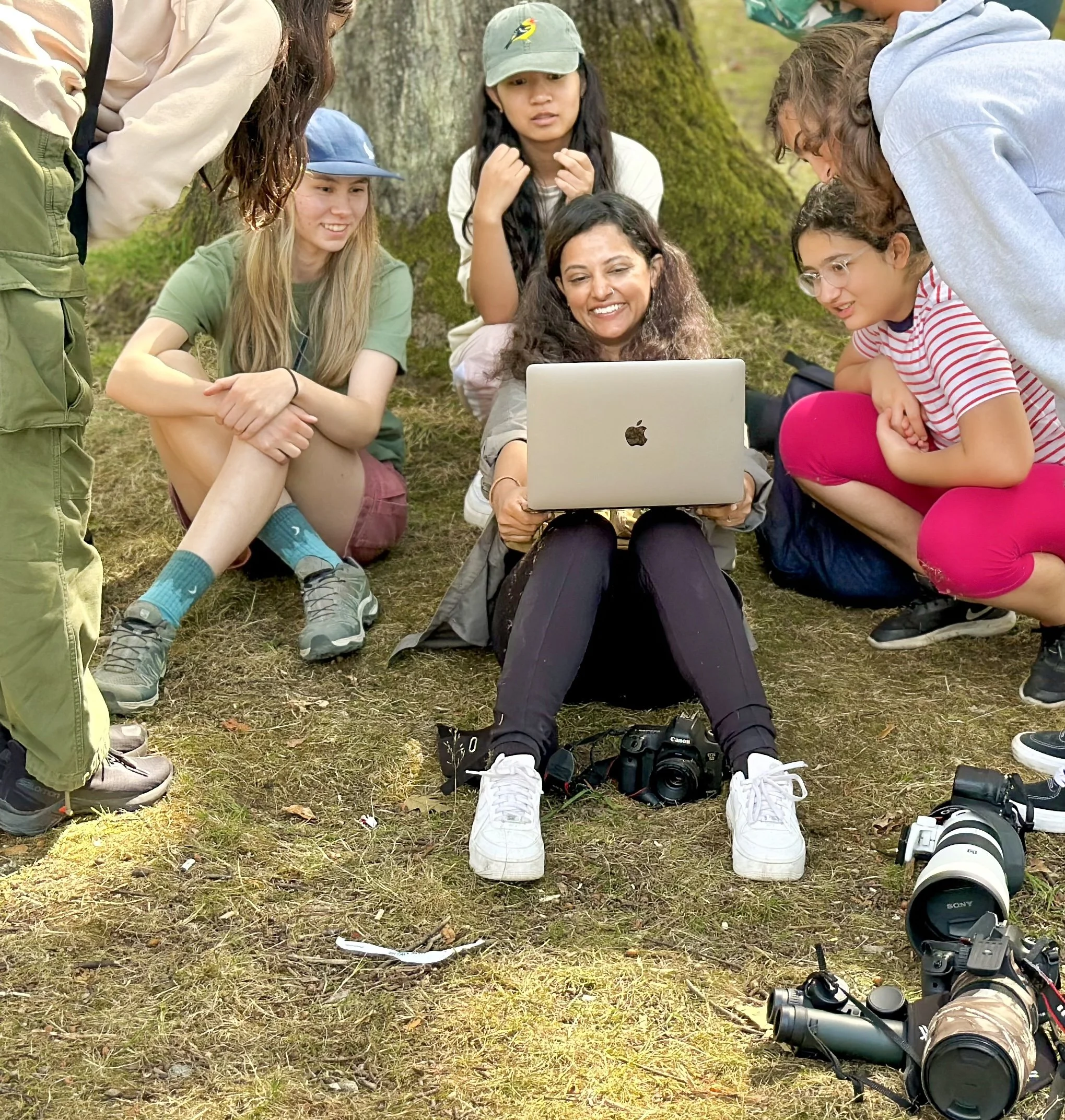 Female Young Birder “Girls Who Click” photo workshop with National ...