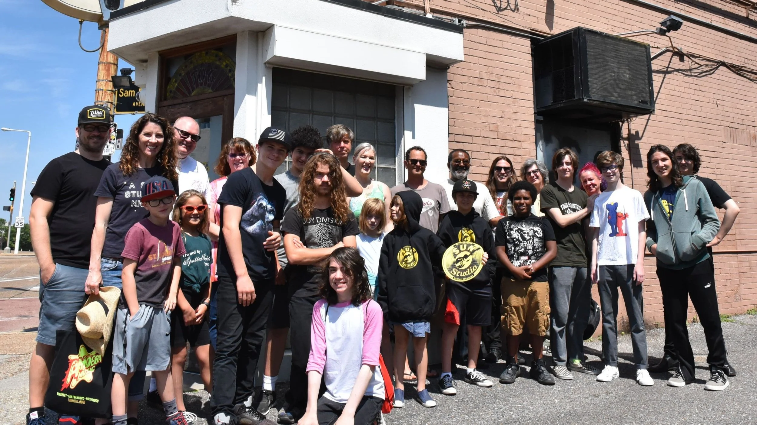 Tour — 3 O'Clock Rock