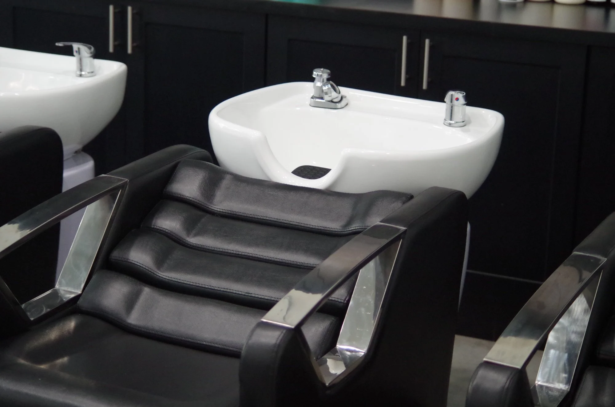 Emiliani Salon + Spa Hair Color, Cut, and Treatments in Downtown Tampa.