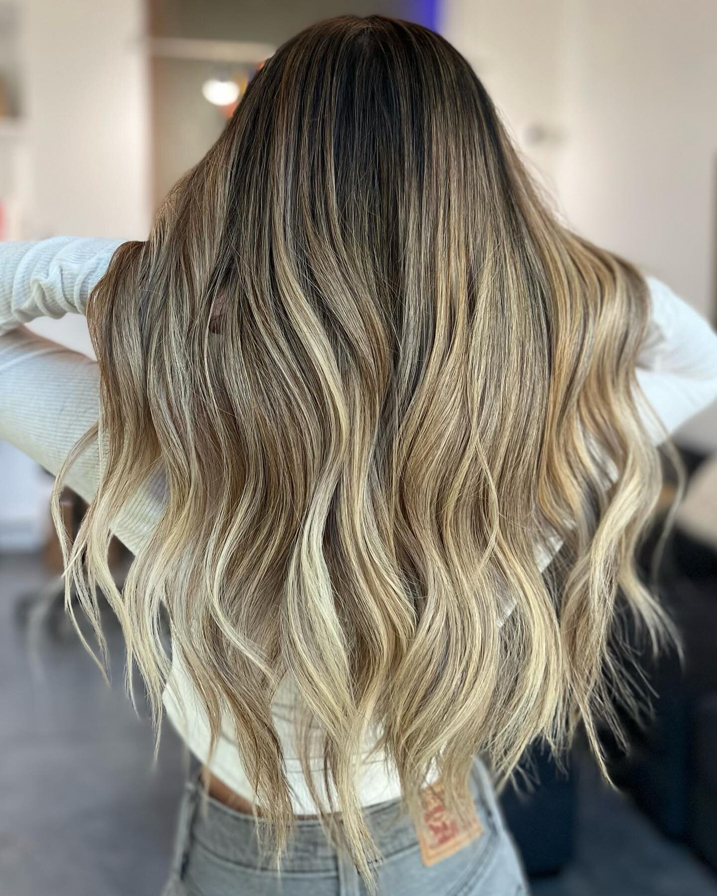 Emiliani Salon + Spa Hair Color, Cut, and Treatments in Downtown Tampa.