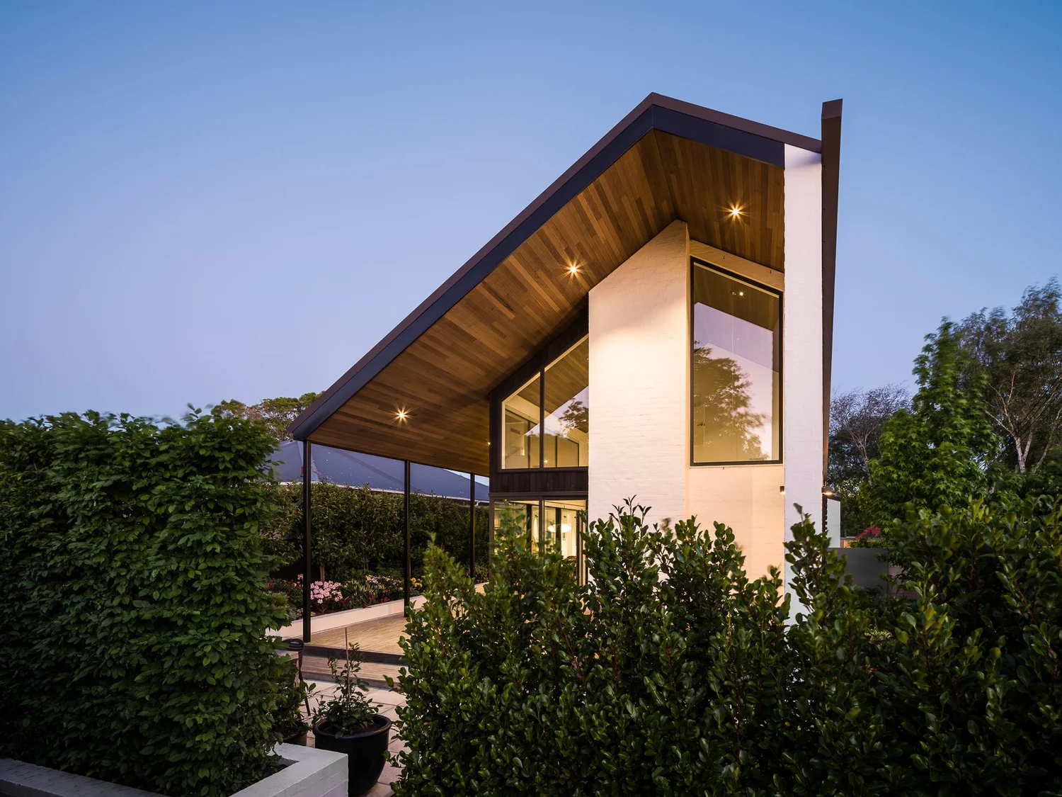 Poynder Avenue House II — SHEPPARD & ROUT