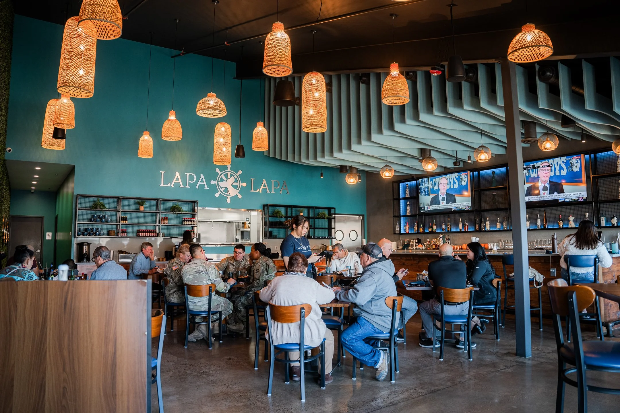 Locations — Lapa Lapa Seafood & Drinks