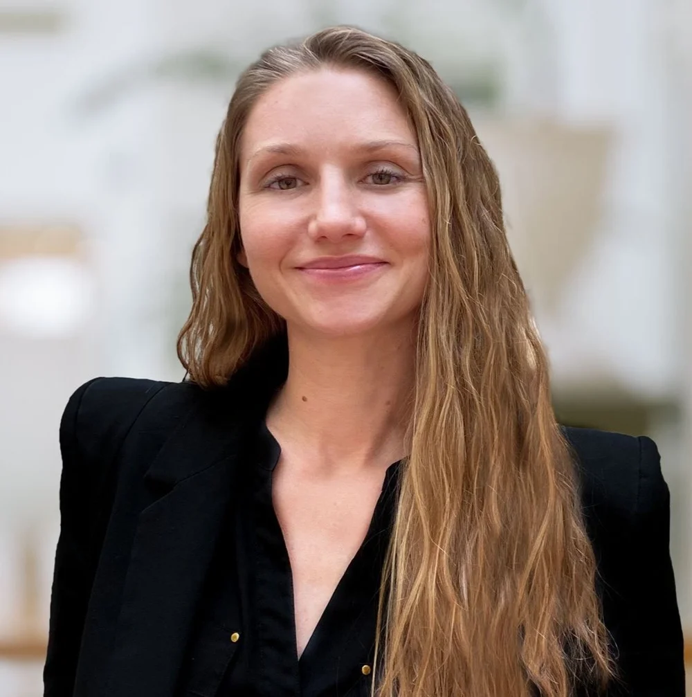 Veronica Emig — Visnick & Caulfield Associates