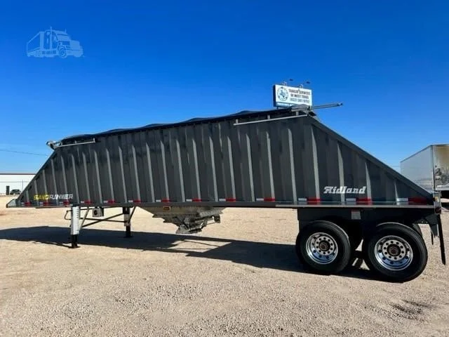 2025 Sand Hopper - Midland Sand Runner — Area Trailer Sales & Rentals