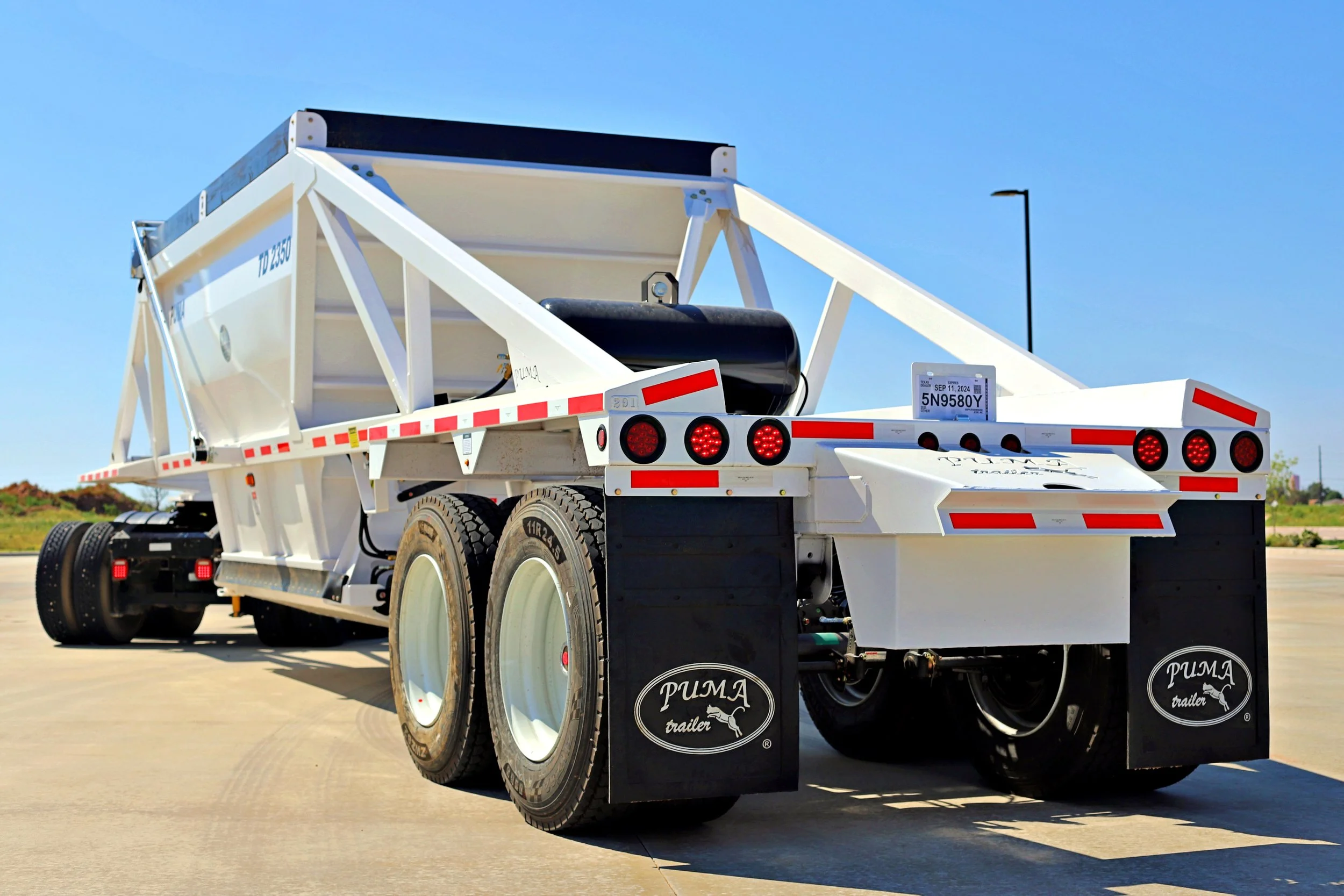 2025 Dorsey 3-Axle Drop Deck Trailer — Area Trailer Sales & Rentals