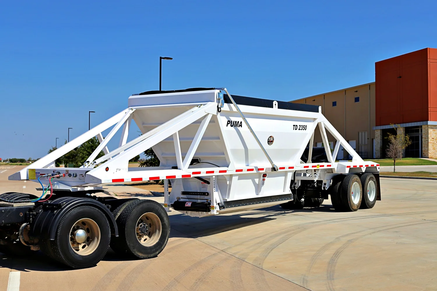 2025 Dorsey 3-Axle Drop Deck Trailer — Area Trailer Sales & Rentals