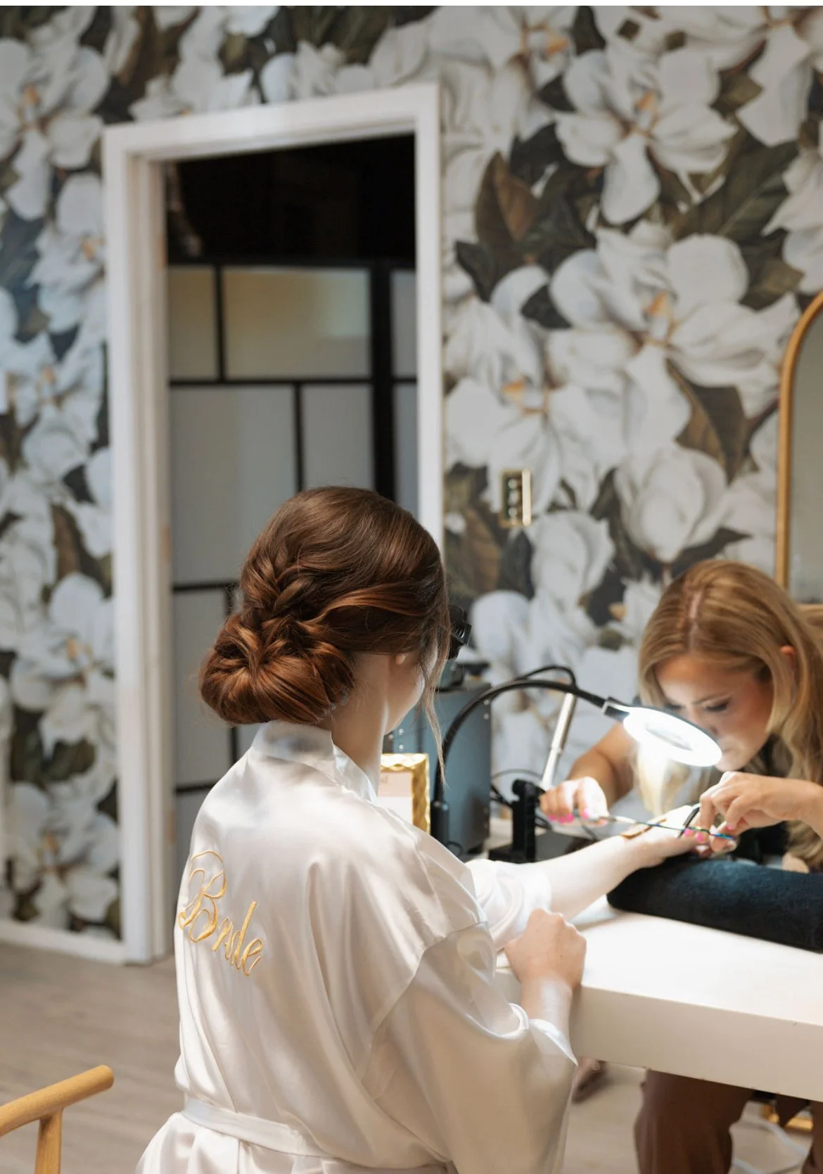 Hair Salon, Bridal Party Suite, Teeth Whitening St. Louis