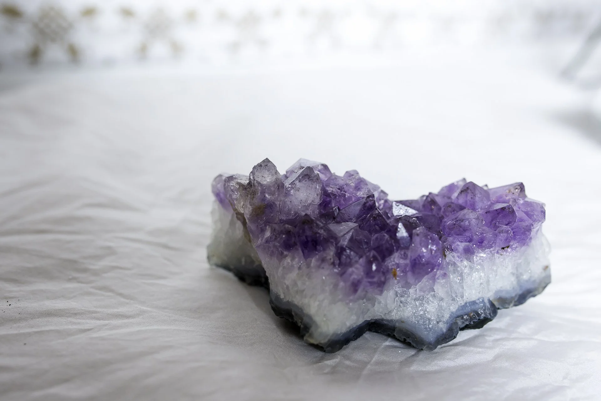 Clearning and Charging Crystals — The Quantum Weaver