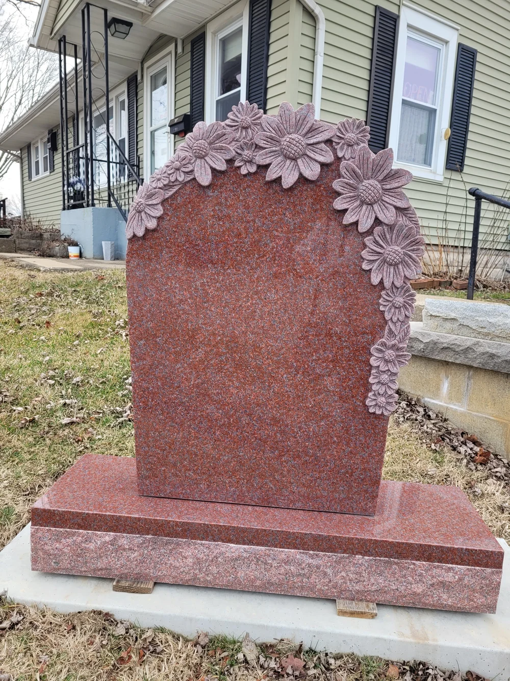 Stone City Monuments