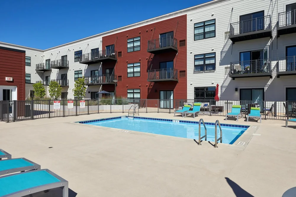 Apex 400 Apartments | The Missner Group