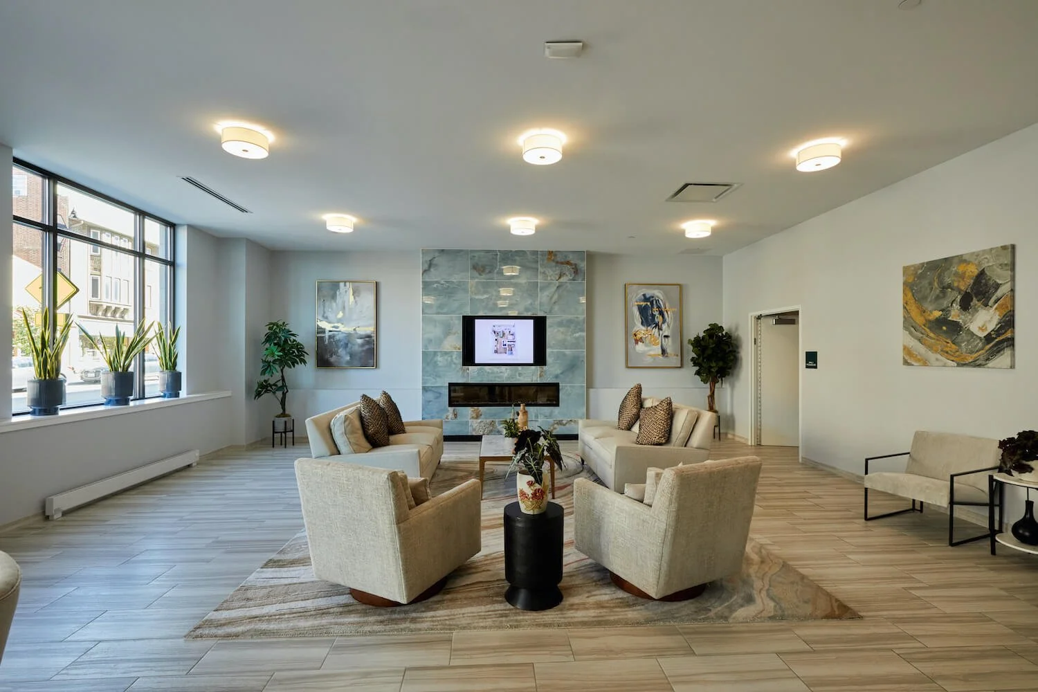 Apex 400 Apartments | The Missner Group
