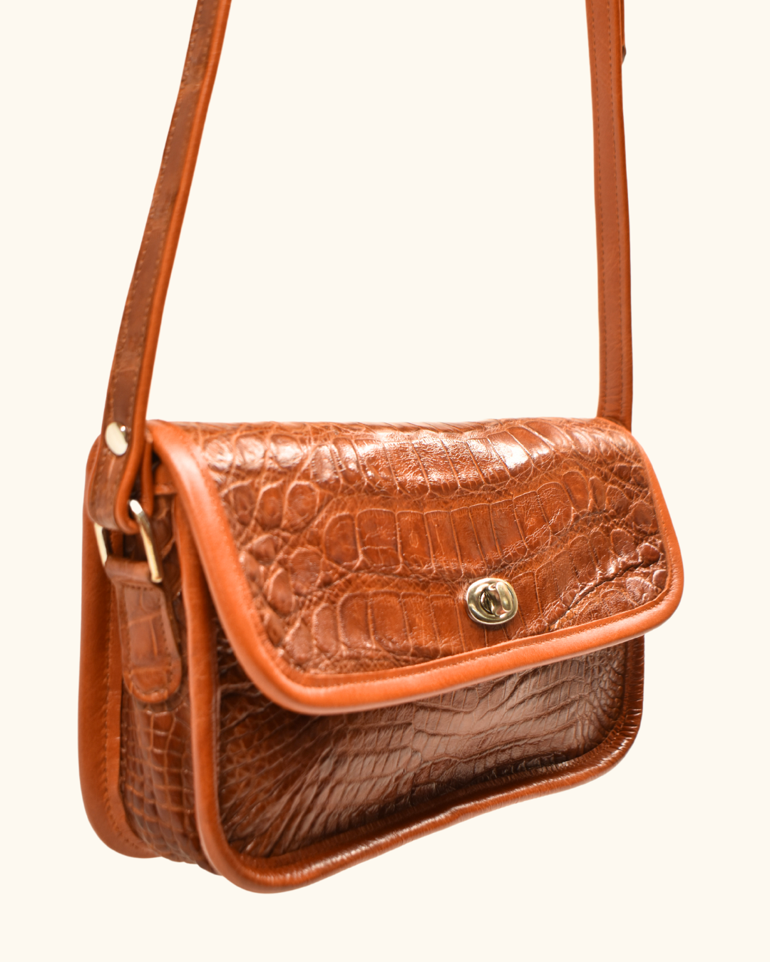 The Cosmopolitan — Tanner's Alley Leather Design Studio