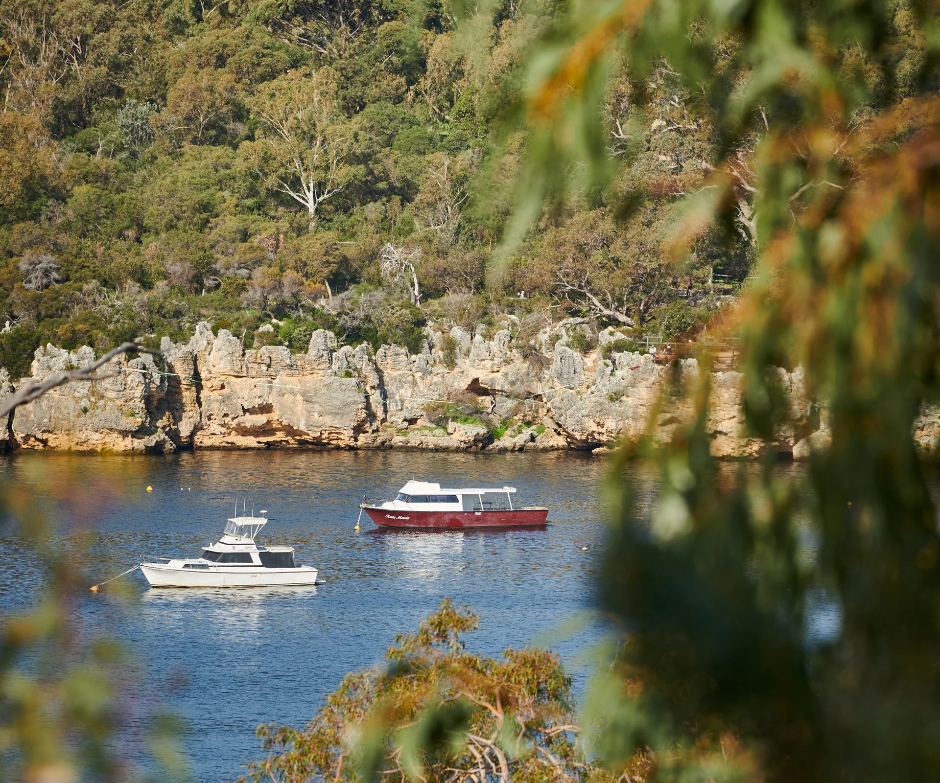 Location — Mos Lane