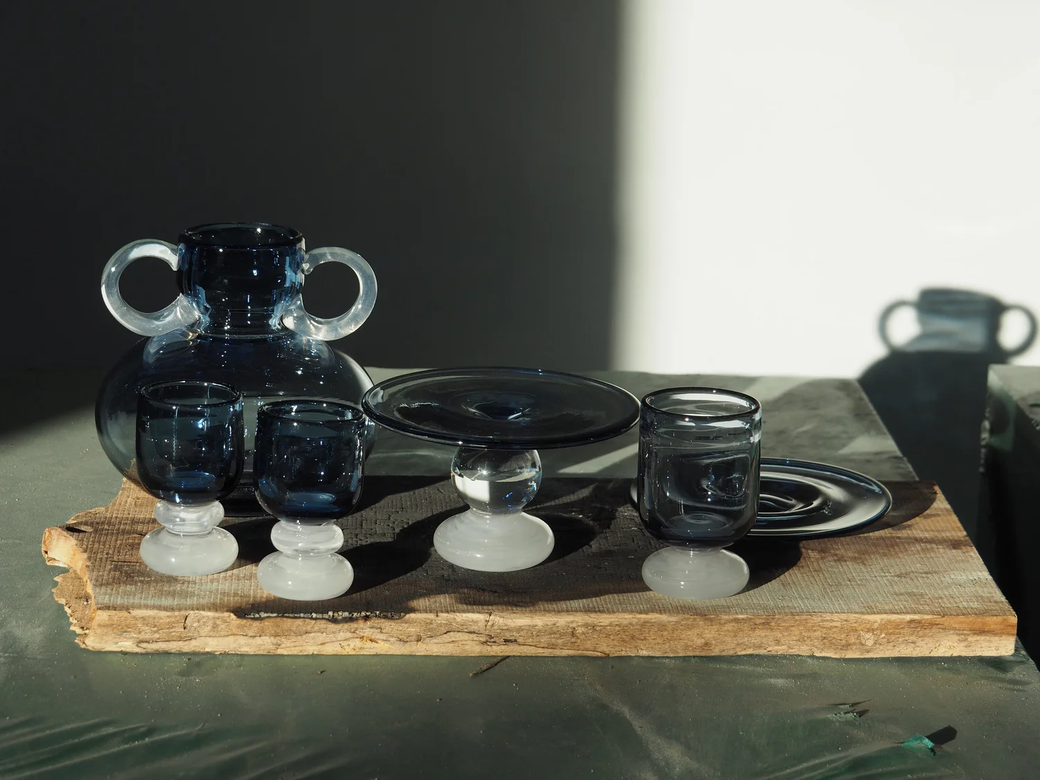 OOG GLASS - collectibles and tableware