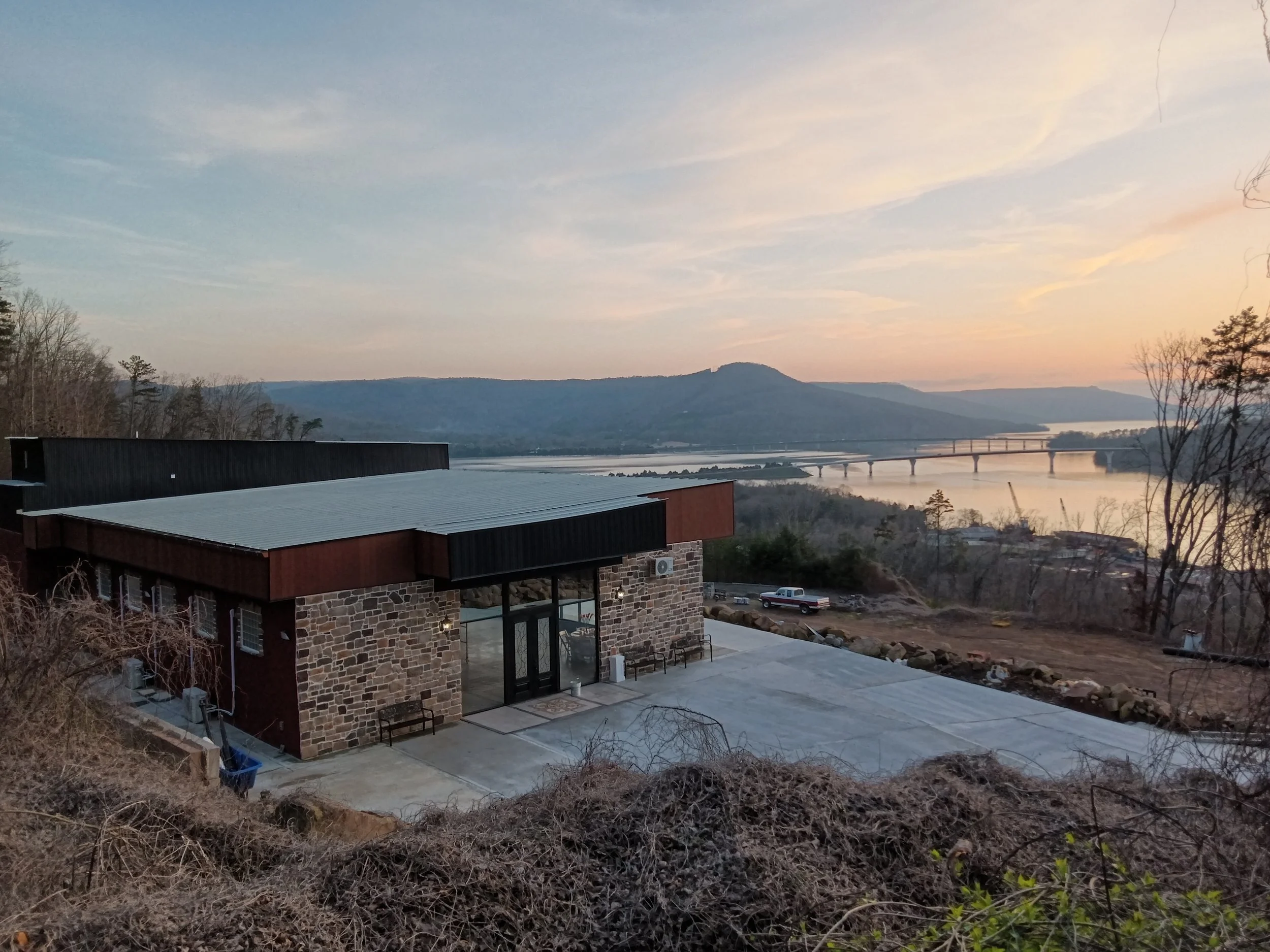 Inspiration Gallery — Lookout Winery's Tennessee Riverview Wedding Venue