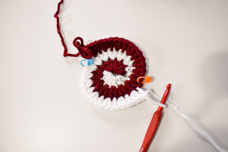 Peppermint Placemat Crochet Pattern — Snugglebug Crochet