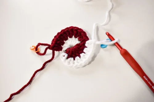 Peppermint Placemat Crochet Pattern — Snugglebug Crochet