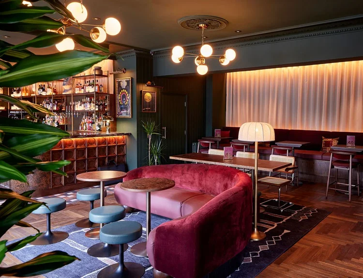 Hove's Neighbourhood Bar | Tapestry