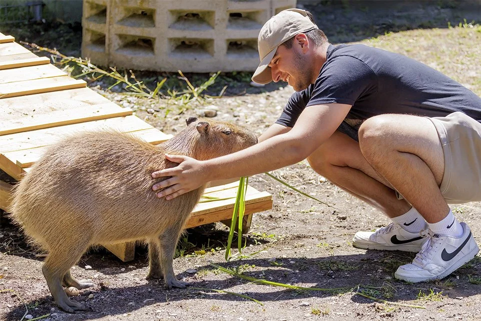 Encounters — Long Island Game Farm