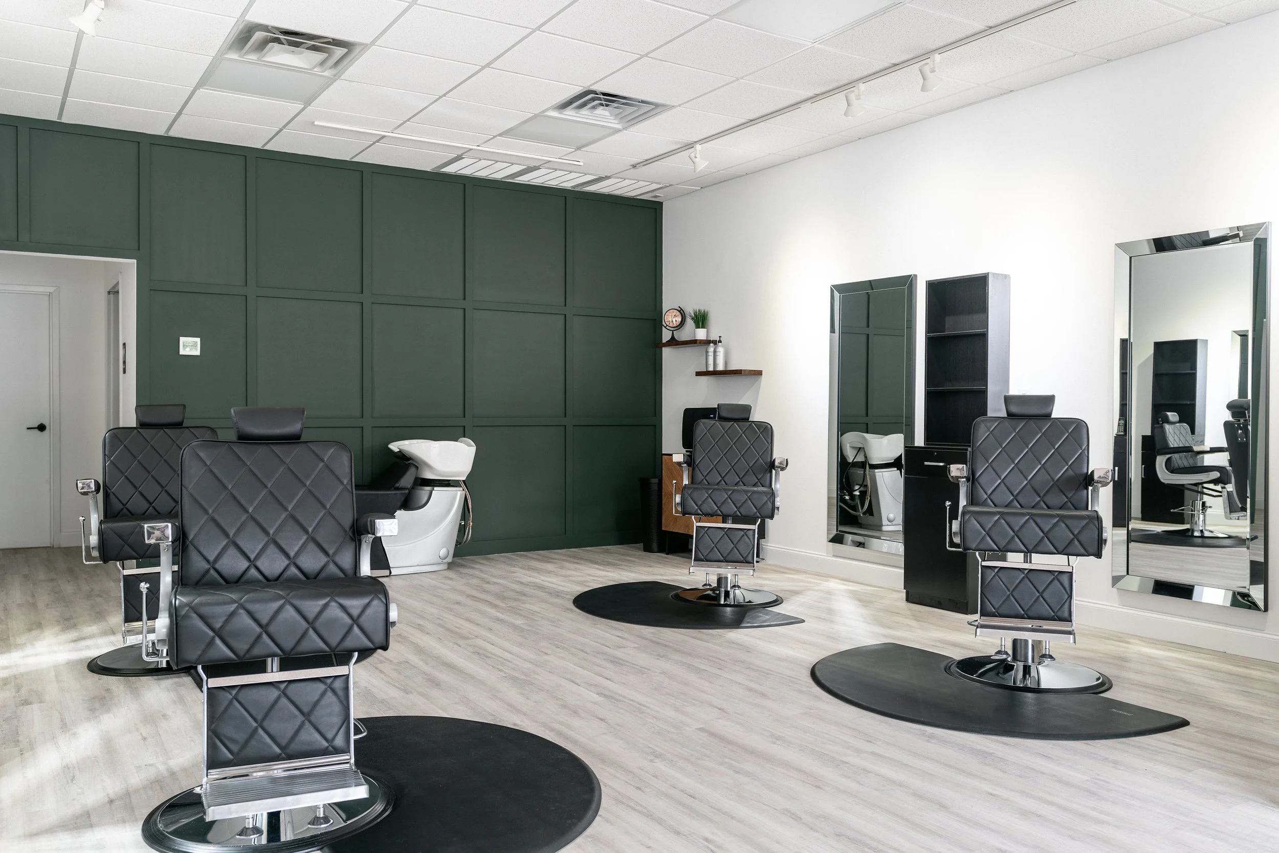 JRO The Barber Studio