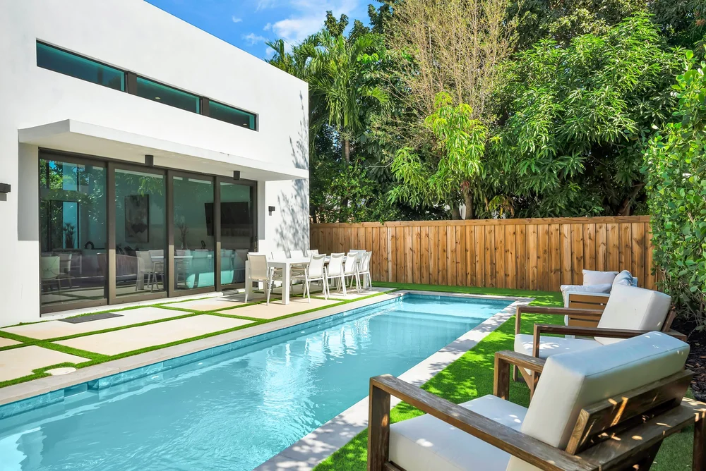 Villa Capri — THE MIAMI VILLAS - Miami Vacation Rentals for Large Groups