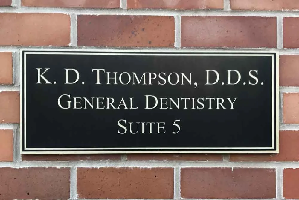 About Us — Kenneth D. Thompson, DDS