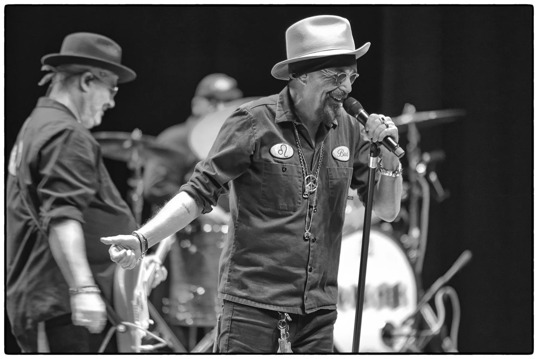 The Boxmasters and Billy Bob Thornton rock — AP VIBES MEDIA