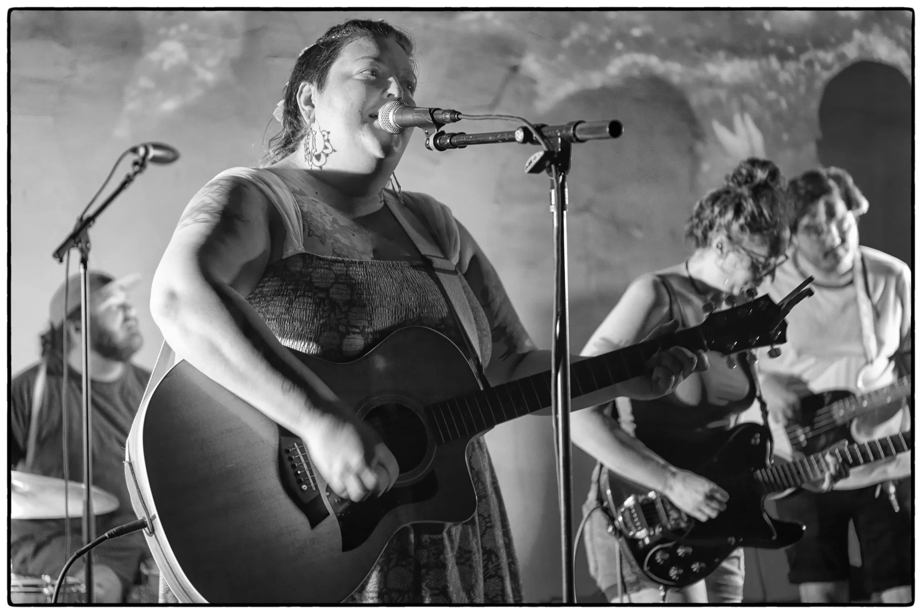 Emerson Woolf and the Wishbones had an engaging evening — AP VIBES MEDIA