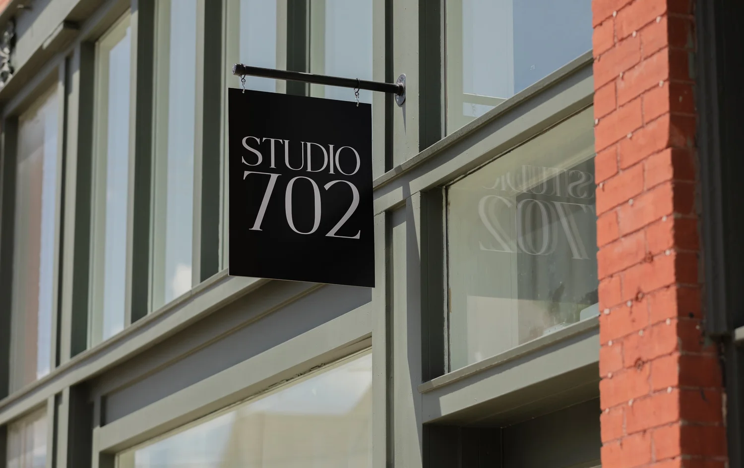 Studio 702