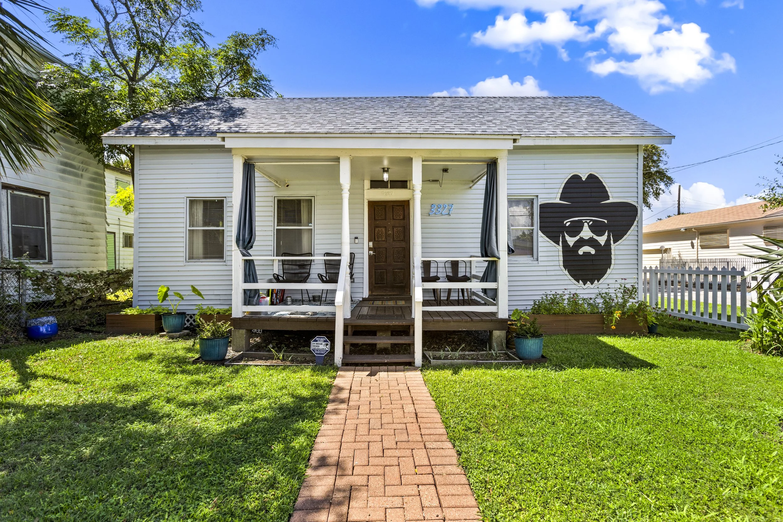 Cowboy Casa Historic Galveston Vacation Home