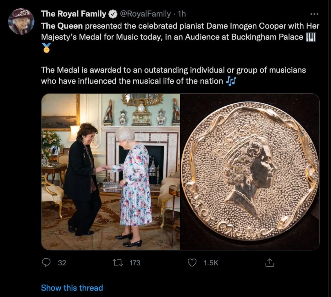 Biography — Imogen Cooper