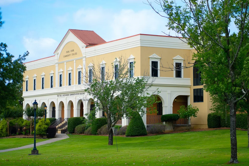 Poplarville Schools — Poplarville Area Chamber of Commerce