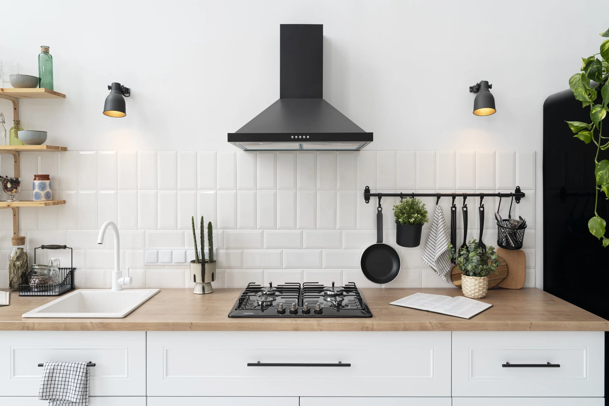 Simple Kitchen Design with Chimney Ideas for Indian Homes — Amenify India