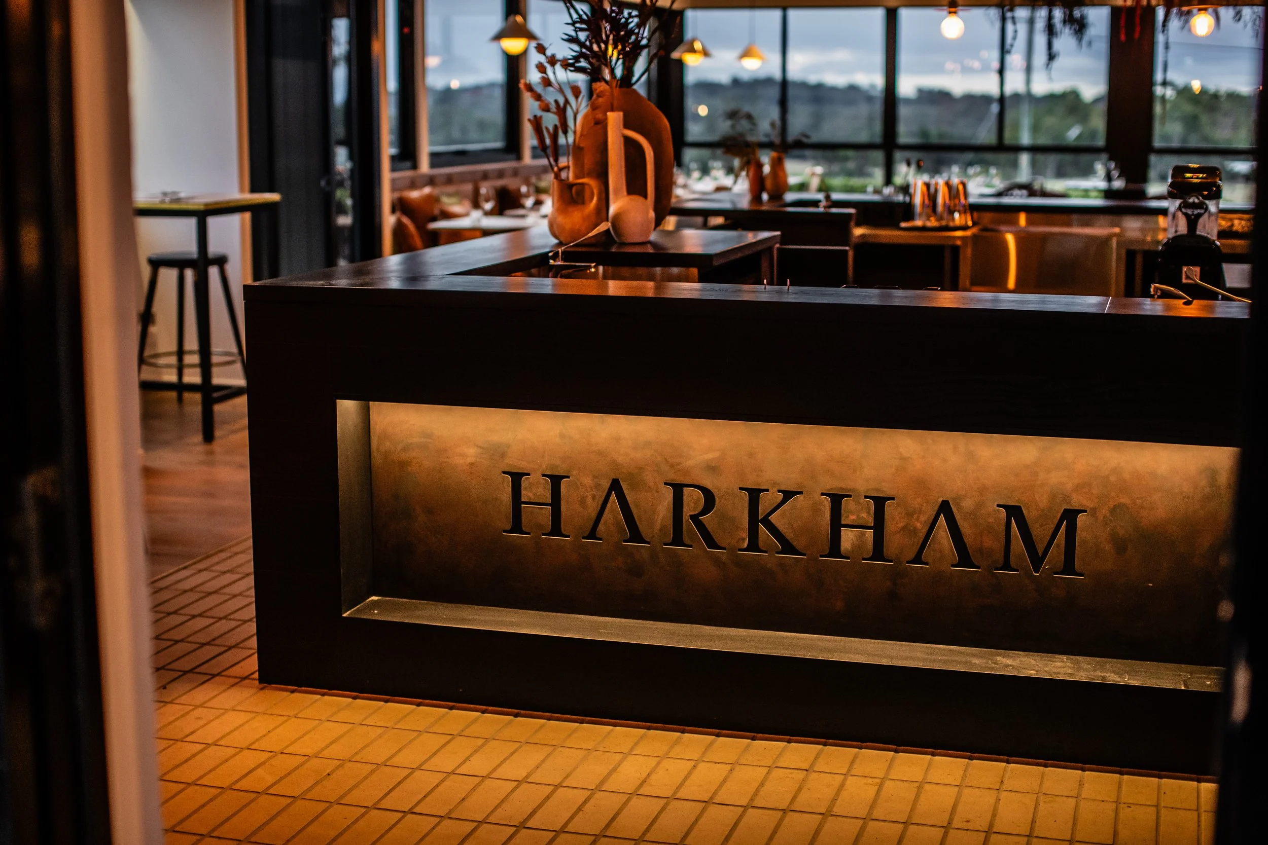 %i — HARKHAM WINE BAR