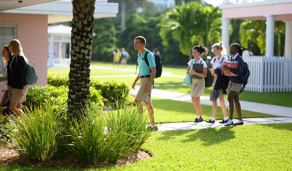 High School — LCIS