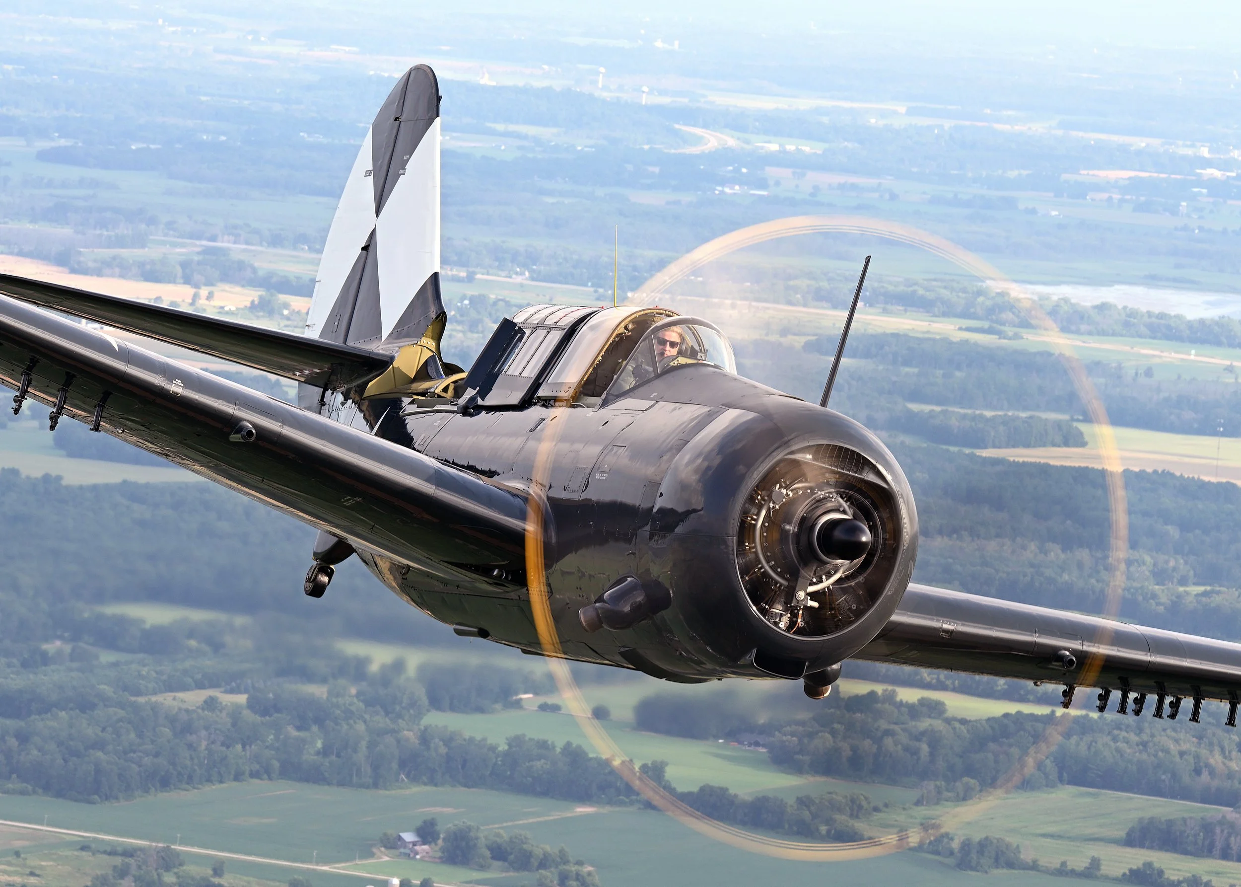 WWII Gumman SB2C-5 Helldiver — Fagen Fighters WWII Museum