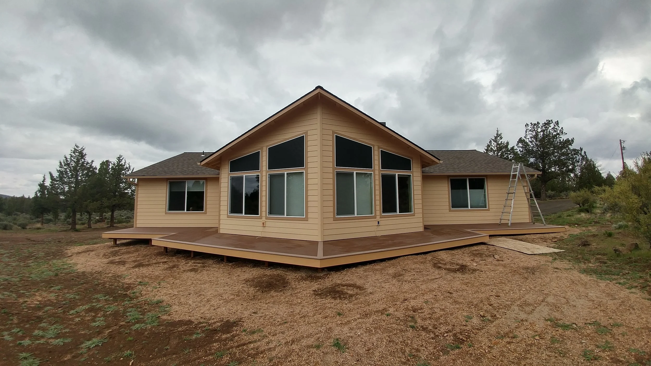 Solar Screens — Bend On-Site Screening