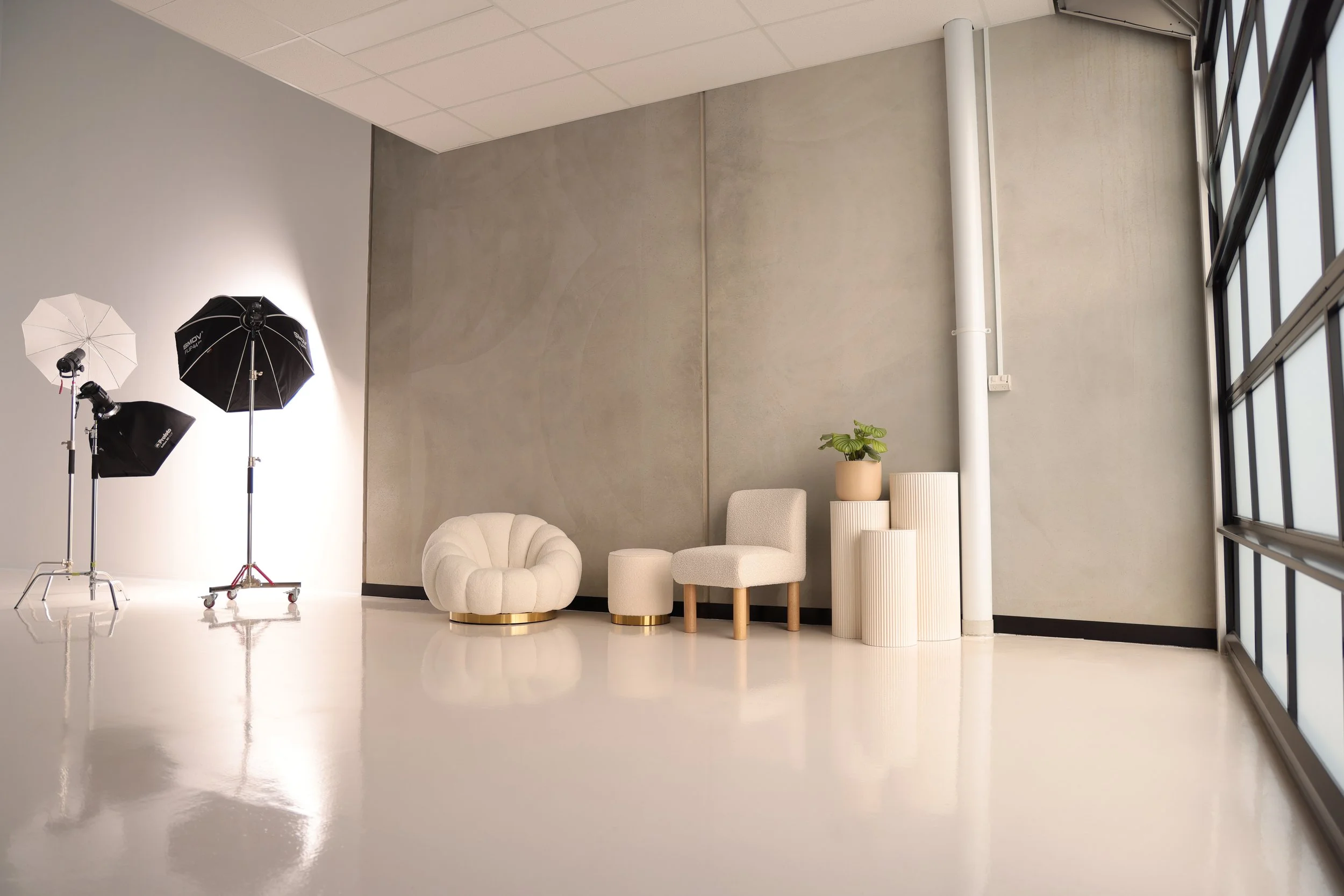 Gallery 2 — Warehouse 24