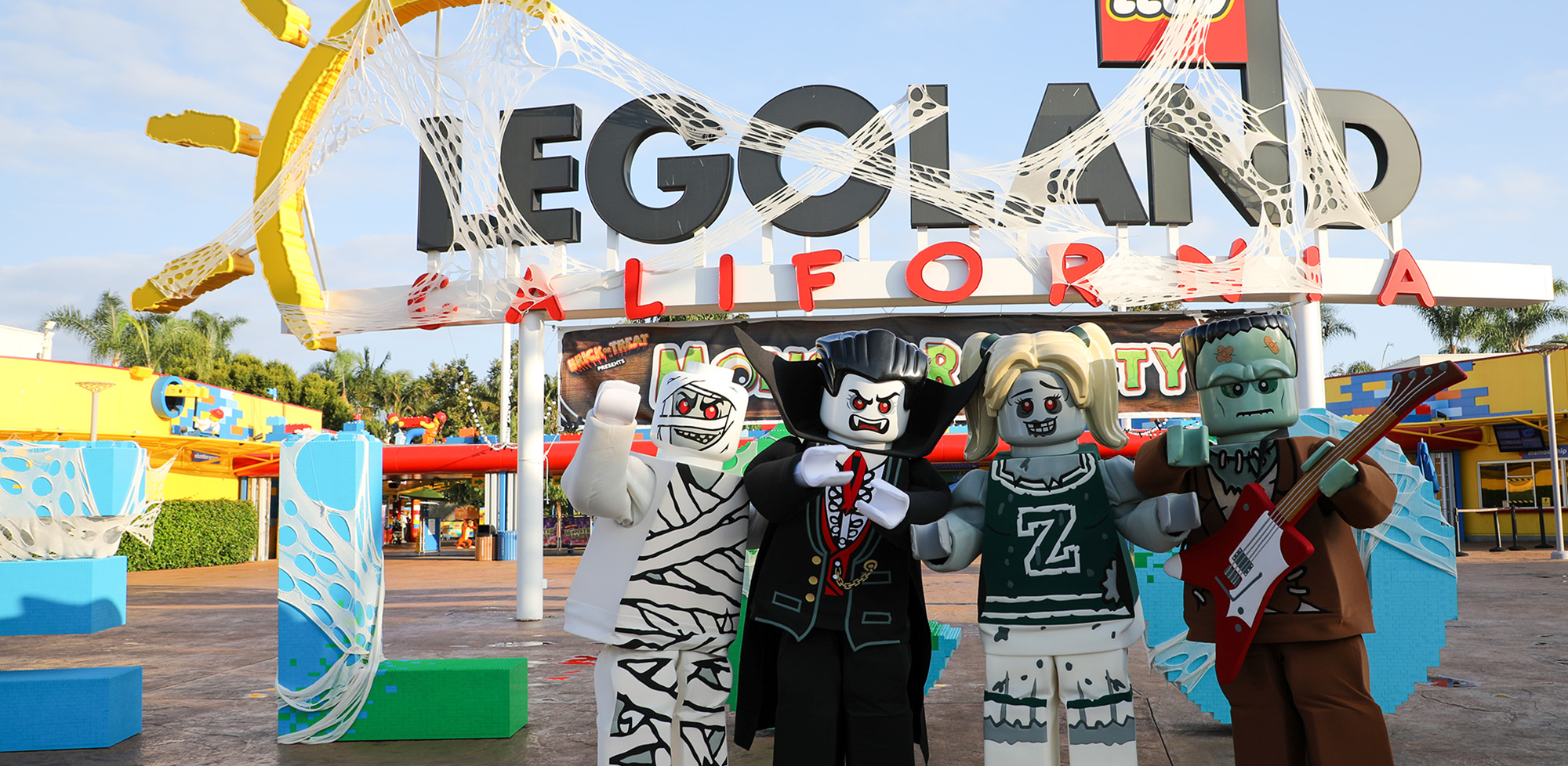 LEGOLAND California Animated Illustrations & Stickers | Raquel Mendoza ...