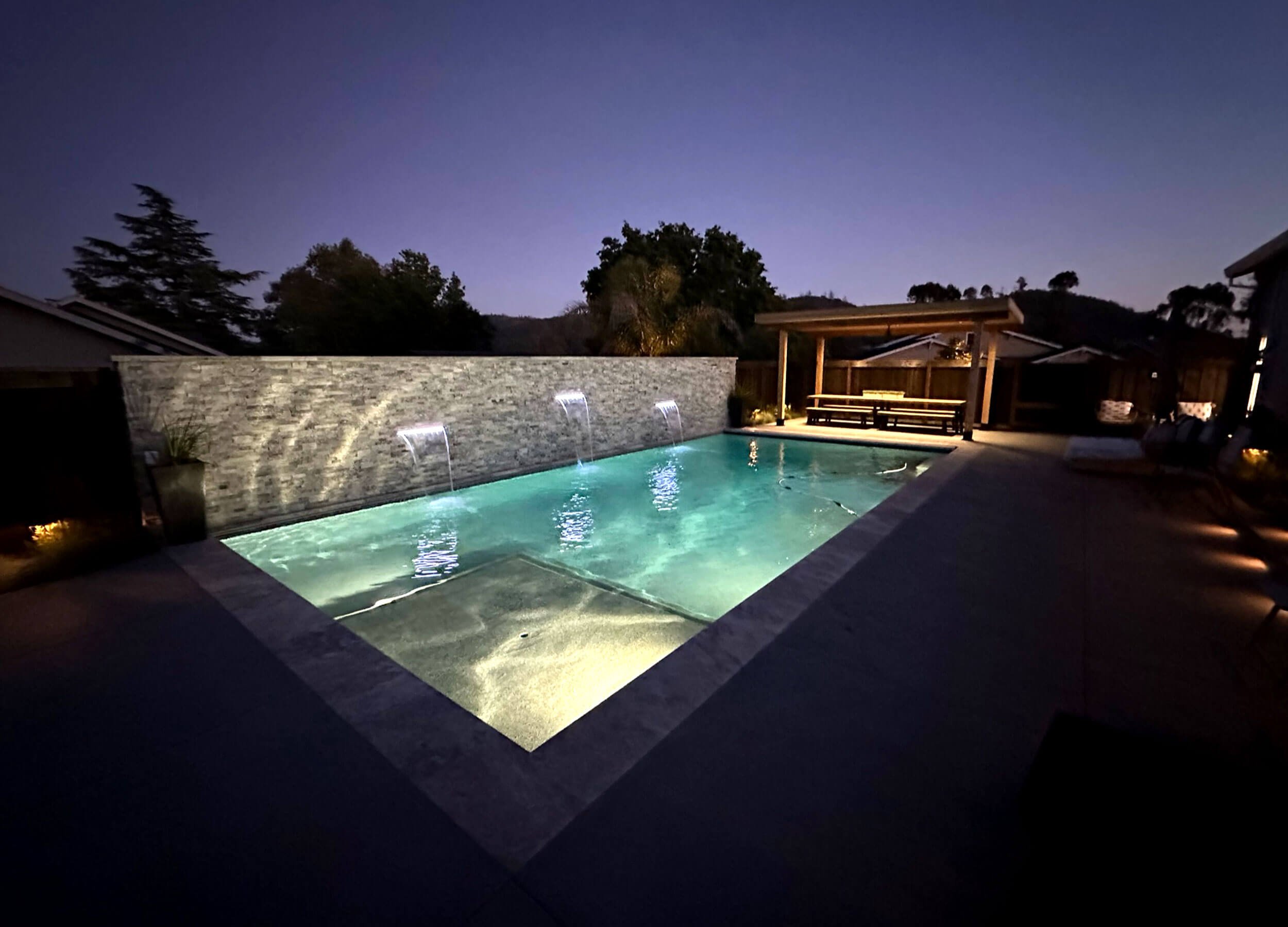 Johnson Pool & Spa - Sonoma County Jacuzzi® Dealer & Pool Builder - HOME