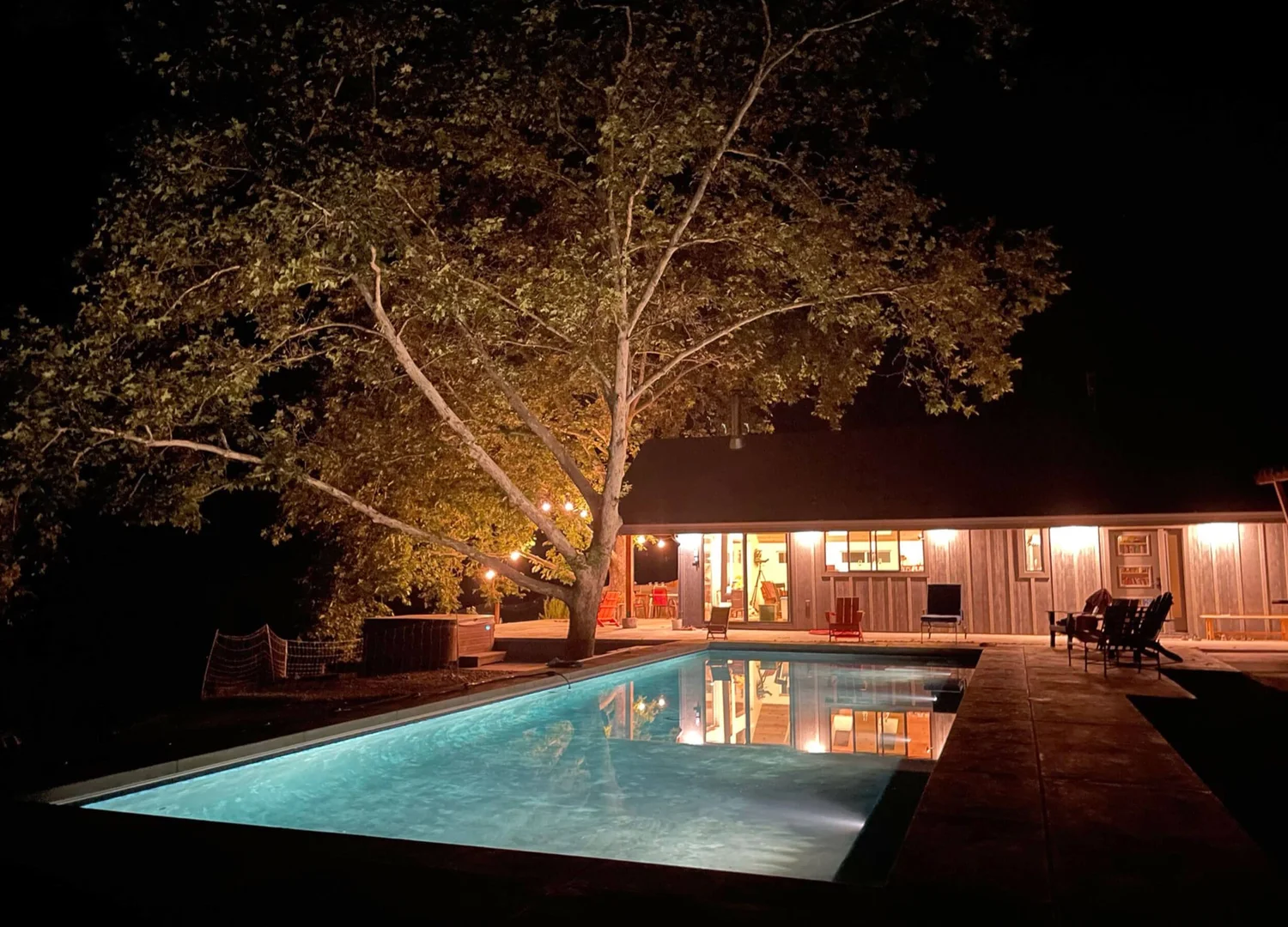 Johnson Pool & Spa - Sonoma County Jacuzzi® Dealer & Pool Builder - HOME