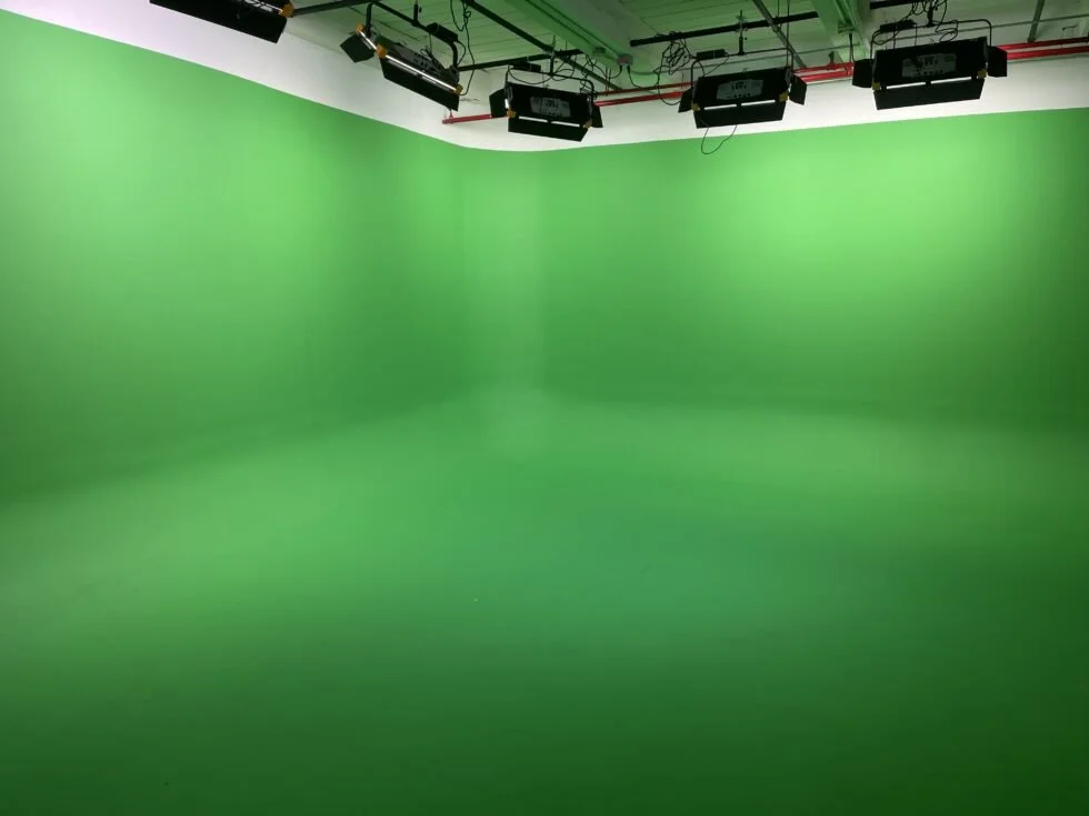 Which is better, White Cyc or Green Screen? — American Movie Company